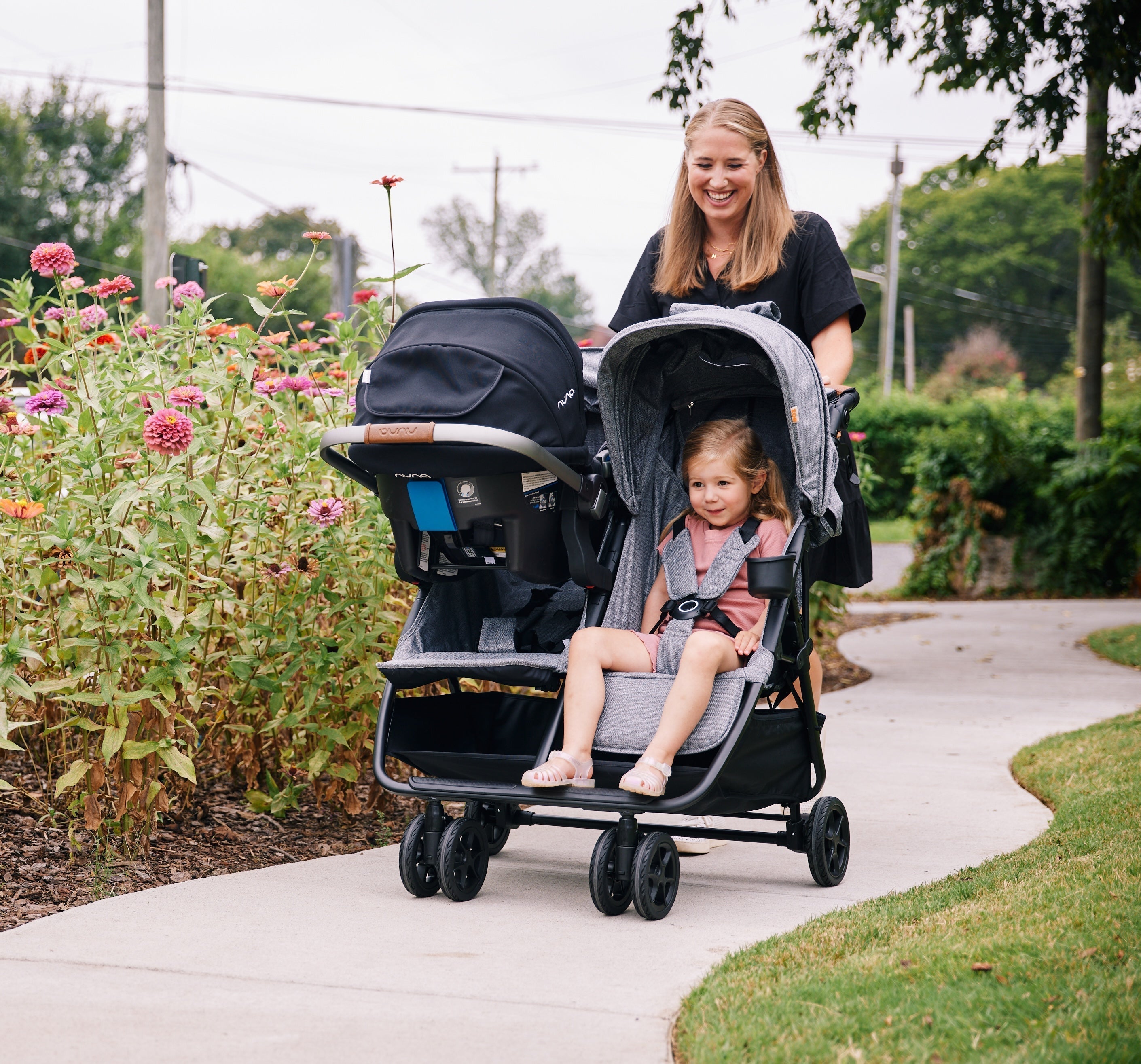 What To Look For in a Double Stroller – Zoe