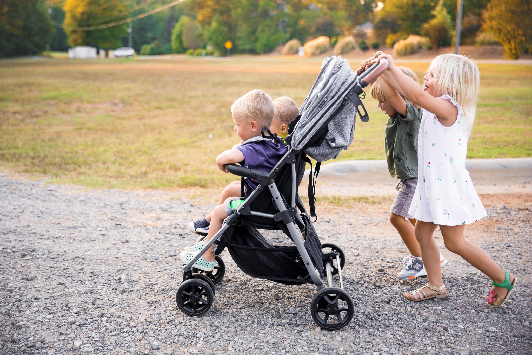 5 Ways to Get Kids off Screens and Outside – Zoe