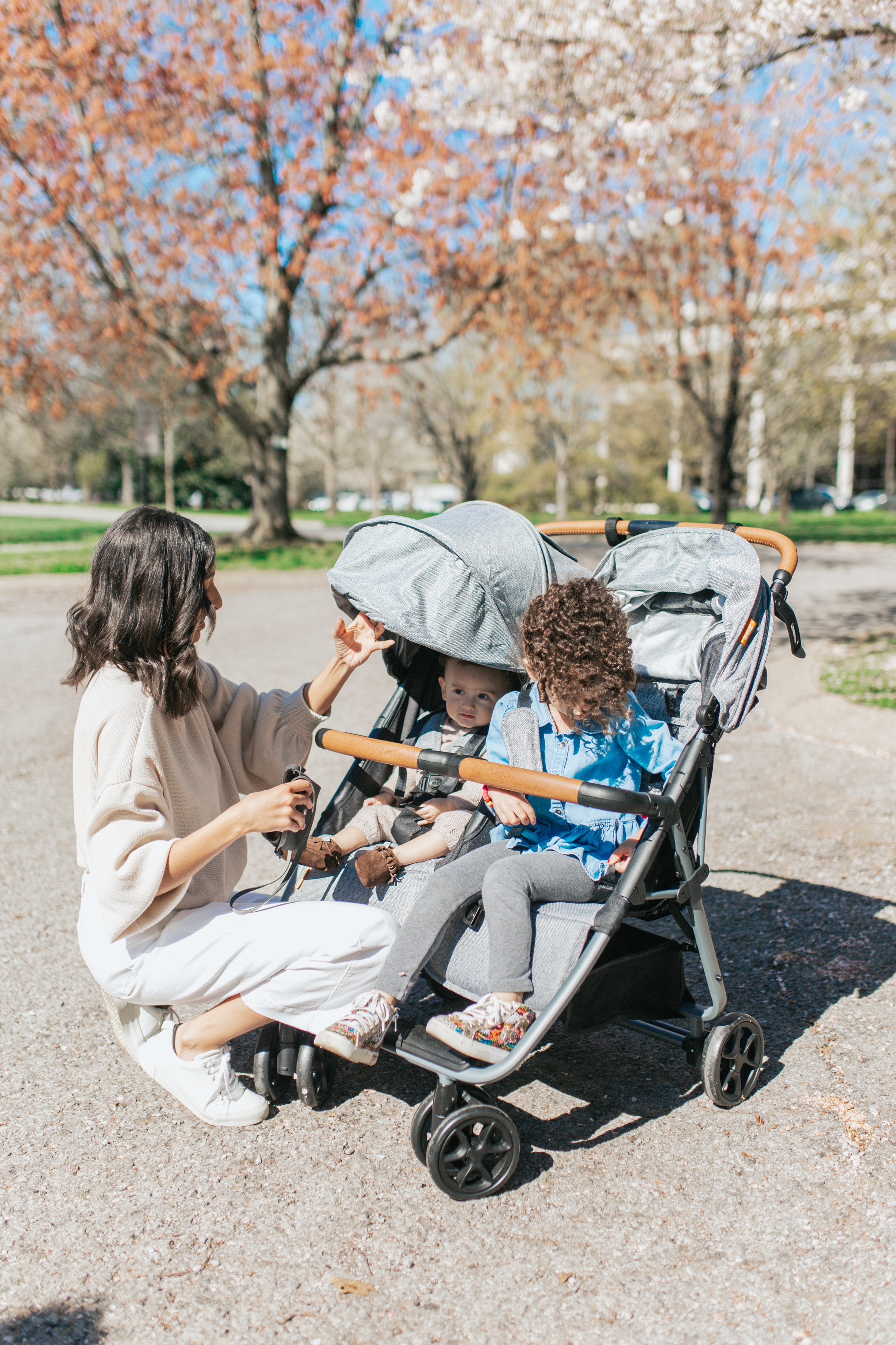 Zoe Trio: Lightweight Triple Stroller